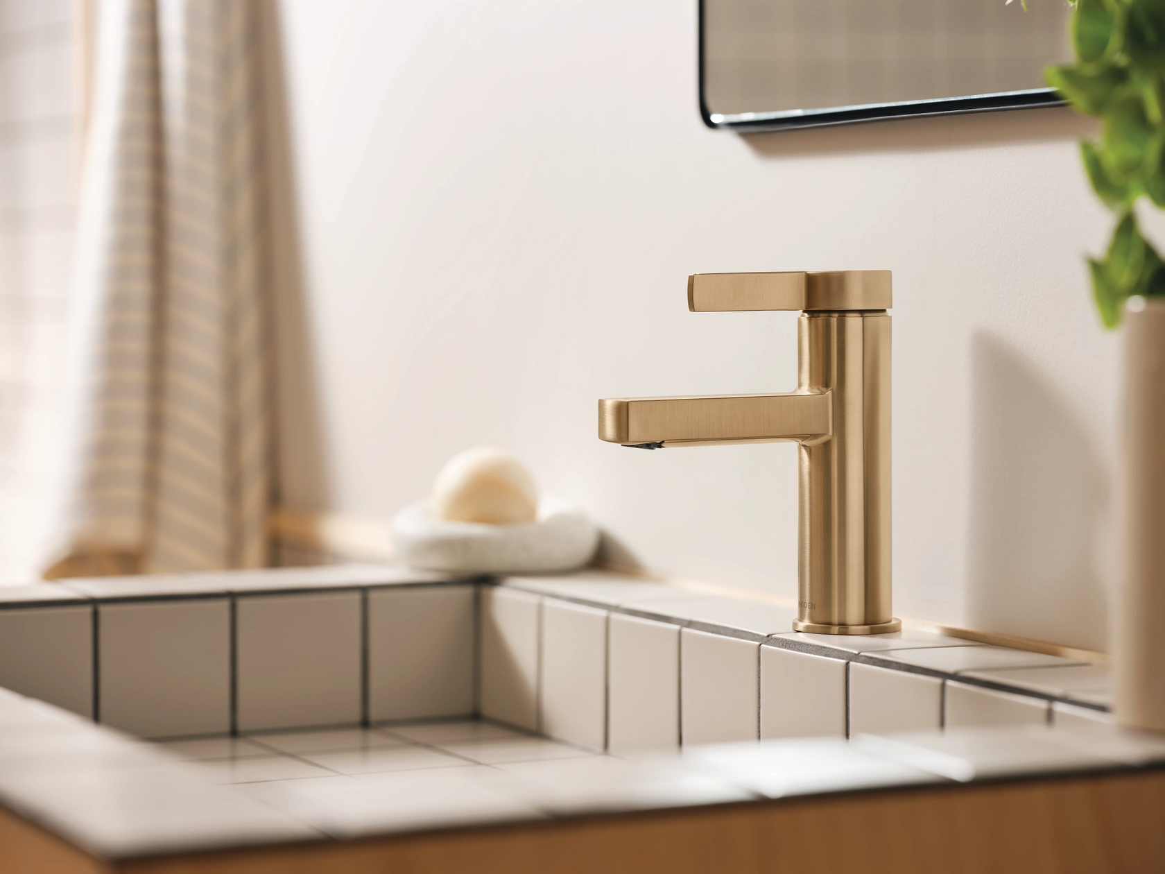 Beric one-handle bathroom faucet – Moen
